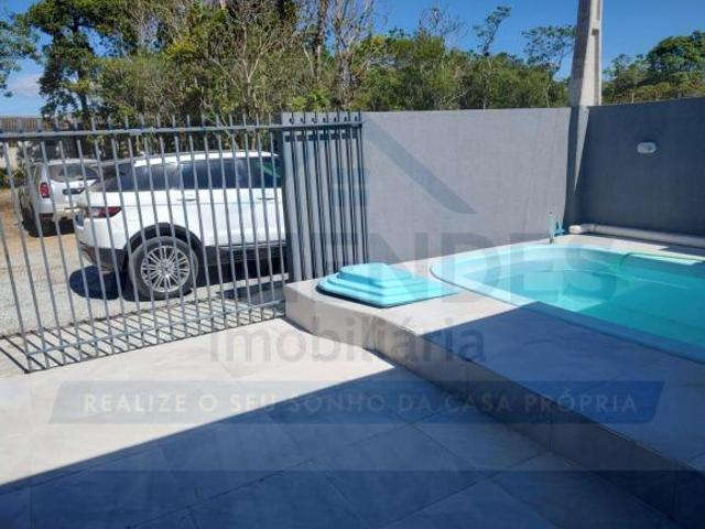 Casa à venda no bairro Saint Etiene Matinhos/PR