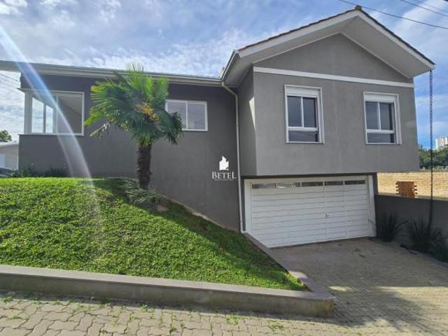 Casa à venda no bairro Salgado Filho Caxias do Sul/RS