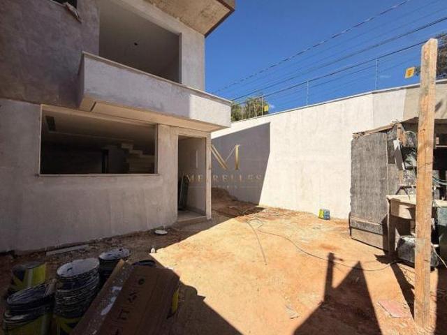 Casa à venda no bairro Santa Amélia Belo Horizonte MG
