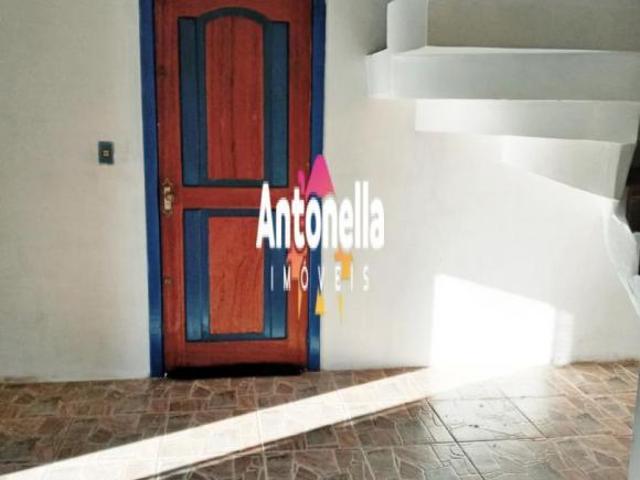 Casa à venda no bairro Santa Catarina