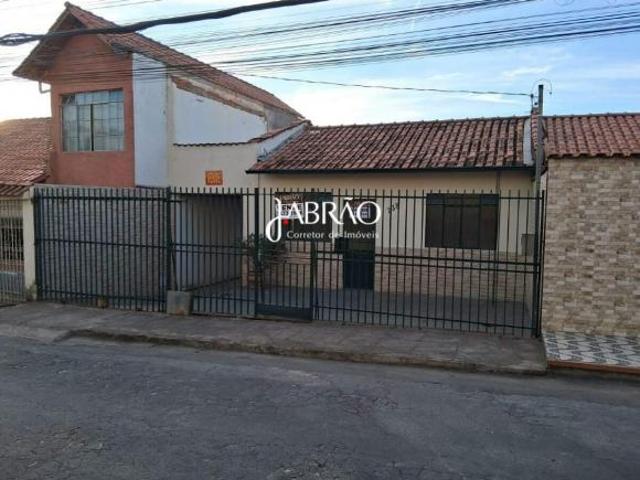Casa a venda no Bairro Santa Cecilia, Barbacena, MG