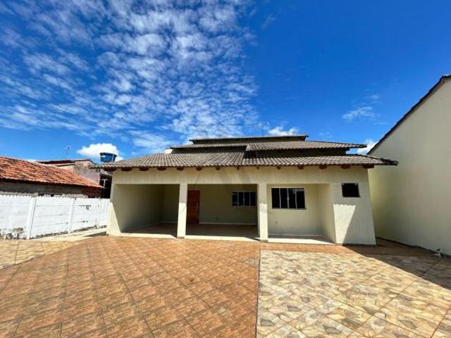 Casa à venda no bairro Santa Cecília Goianésia/GO