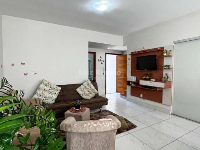 Casa à venda no bairro Santa Efigênia