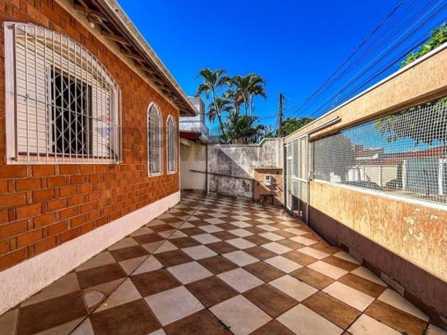 Casa à Venda no Bairro Santa Helena em Mogi Mirim | 2 Dormitórios + Edícula | Terreno de 250 m² | Ac