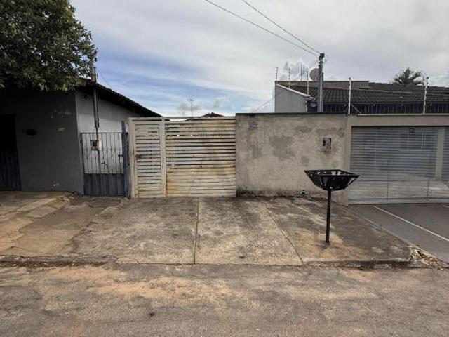 Casa à venda no bairro Santa Luzia Goianésia/GO