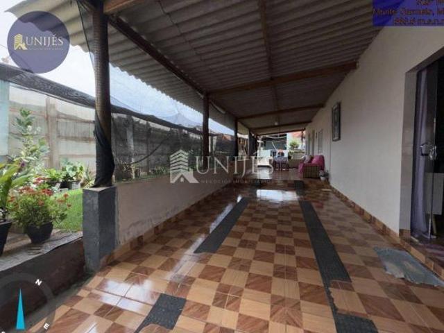 CASA A VENDA NO BAIRRO SANTA RITA