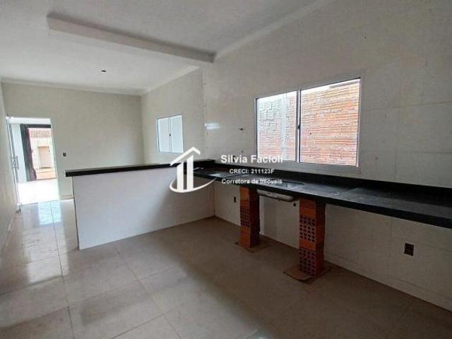 Casa à venda no bairro Santa Rita