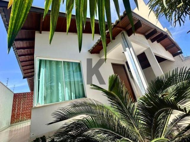 Casa a Venda no Bairro Santa Rita I em Pouso Alegre