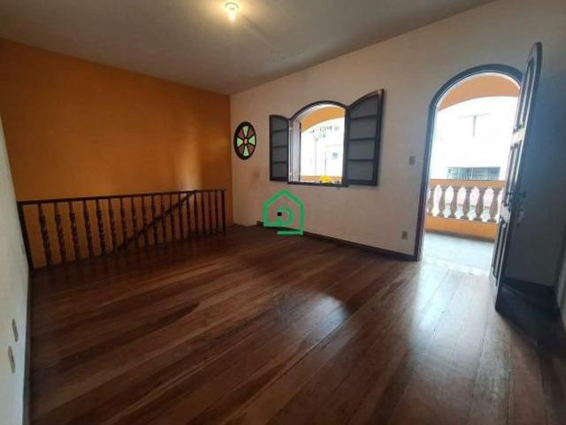 Casa à venda no bairro Santo Antonio Conselheiro Lafaiete
