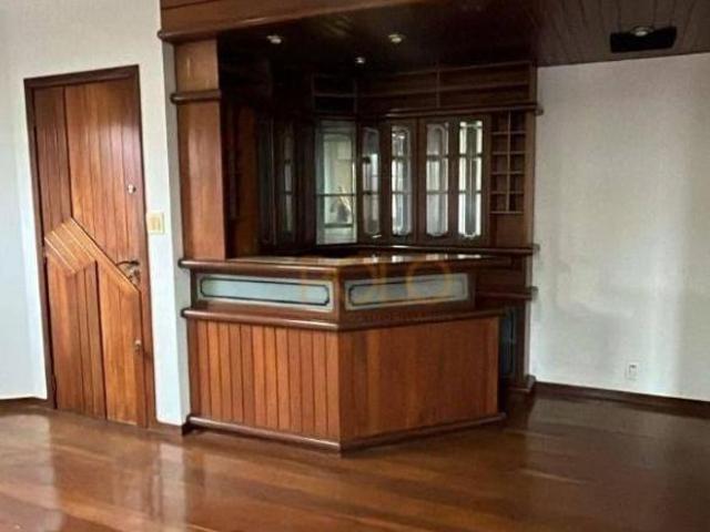 Casa à venda no bairro Saraiva em Uberlândia