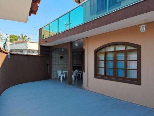 Casa à Venda no Bairro Savoy em Itanhaém 03 Dormitórios, Aceita Financiamento