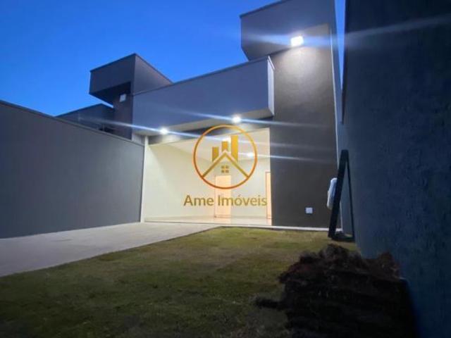 Casa à venda no bairro Setor Garavelo Residencial Park Aparecida de Goiânia/GO