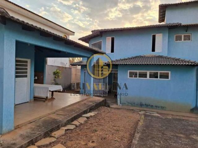 Casa à venda no bairro Sobradinho