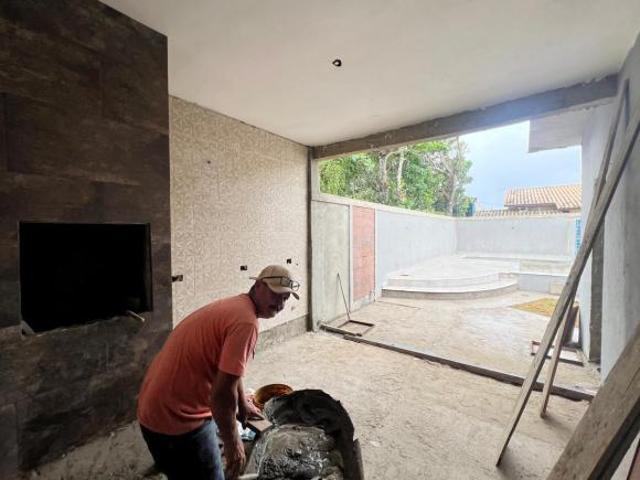 Casa a venda no bairro tupy em itanhaem