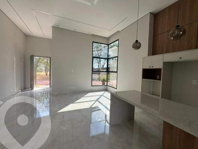 Casa à venda no bairro Tanquinho Velho