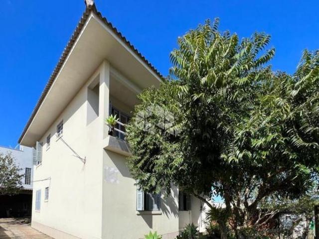 Casa a venda no bairro Tomazetti