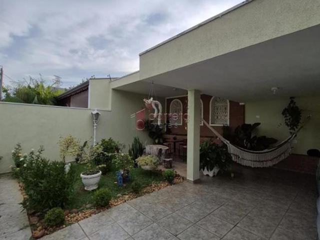 CASA À VENDA NO BAIRRO TORRES DE SÃO JOSÉ EM JUNDIAÍ/SP