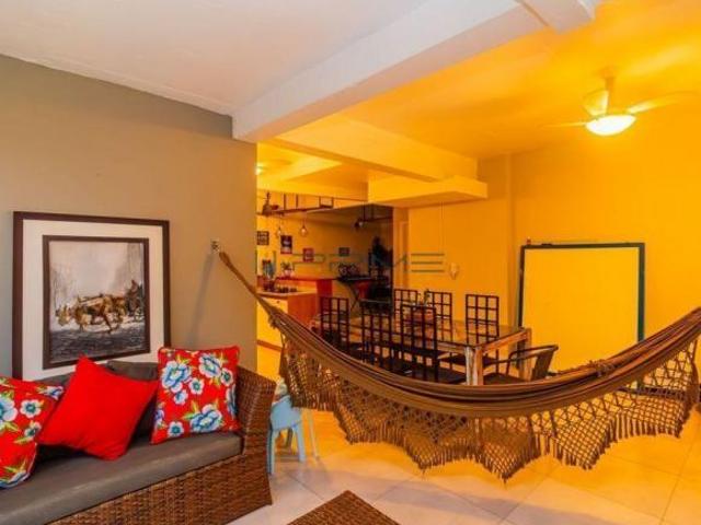 Casa à venda no bairro Três Figueiras Porto Alegre/RS