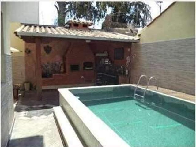 Casa à venda no bairro Trevo – 5 quartos – lazer completo – Belo Horizonte