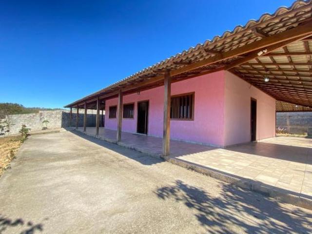 Casa à venda no bairro Várzea do Solar I em Capim Branco/MG!