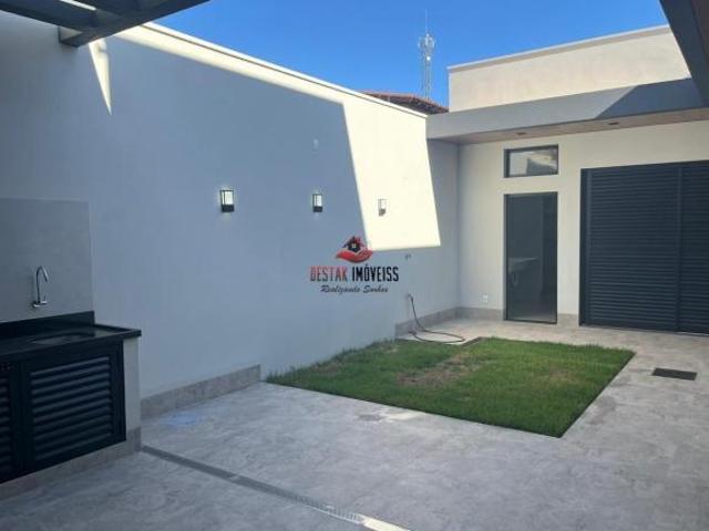 Casa à venda no bairro vigilato pereira Uberlândia MG