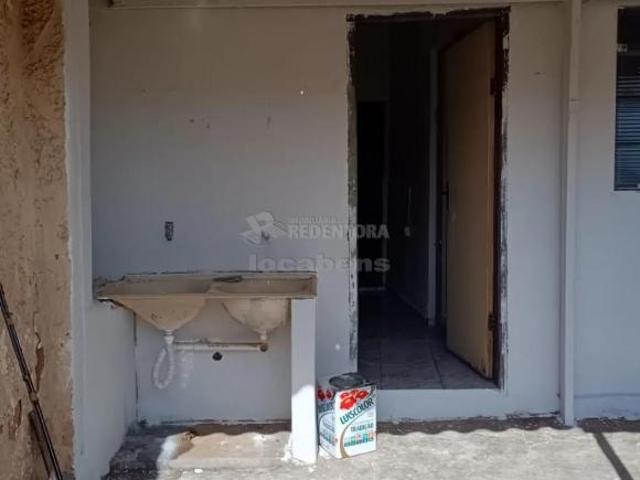 Casa à venda no bairro Vila Angélica