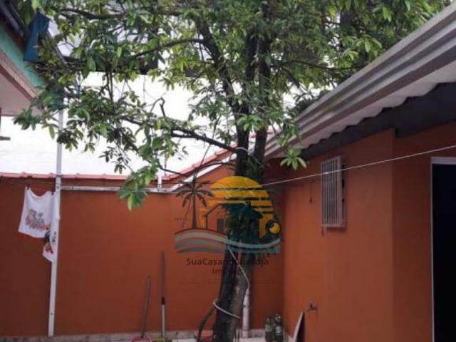 Casa à venda no bairro Vila Áurea Vicente de Carvalho em Guarujá/SP