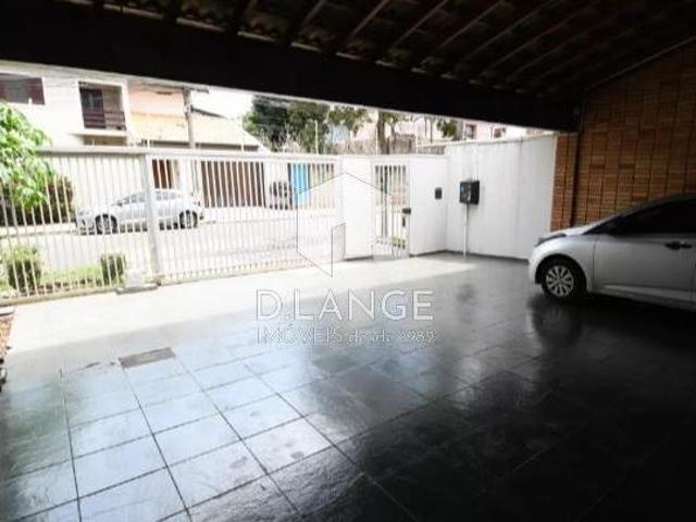Casa à venda no bairro Vila Brandina em Campinas