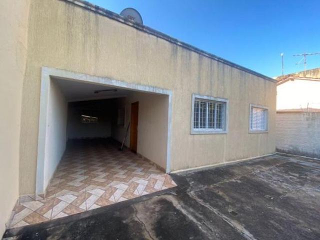 Casa à Venda no Bairro Vila Guanabara – Birigui/SP
