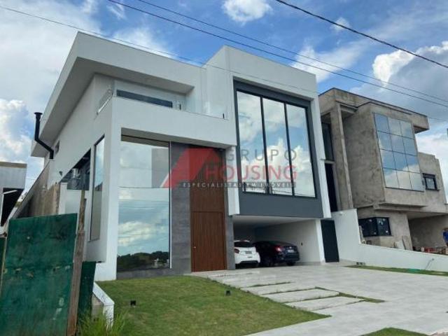 CASA A VENDA NO BAIRRO VILA ISABEL II EM LOUVEIRA 414,00 M² DE ÁREA ÚTIL, 525,00 M² DE TERRENO, QUAT