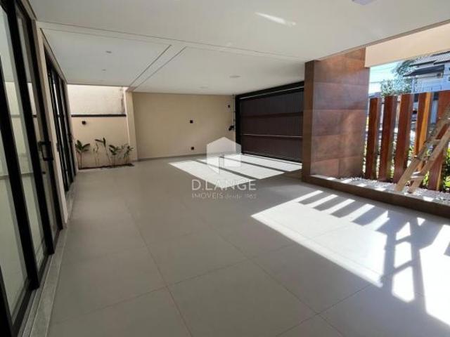 Casa à venda no bairro Vila Marieta em Campinas