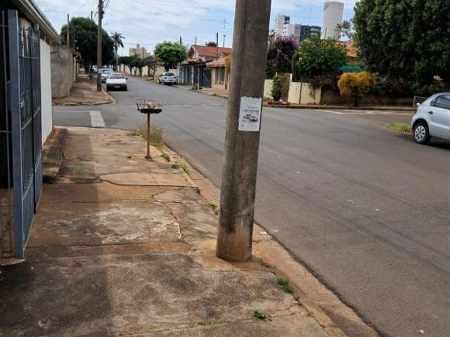 Casa à venda no bairro Vila Menuzzo Sumaré/SP