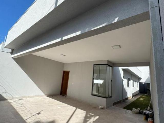 Casa à venda no bairro Vila Miguel Jorge Anápolis/GO