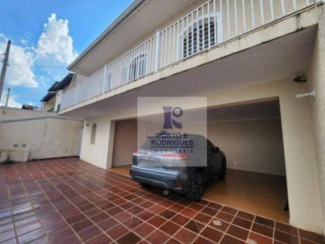 Casa à venda no bairro Vila Nogueira ao lado do Parque Taquaral – CAMB1 – Campinas/SP