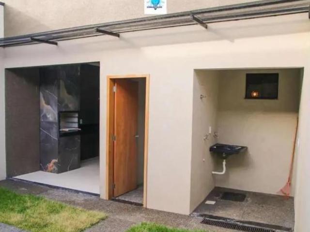 Casa à venda no bairro Vila São Francisco em Goiânia/GO