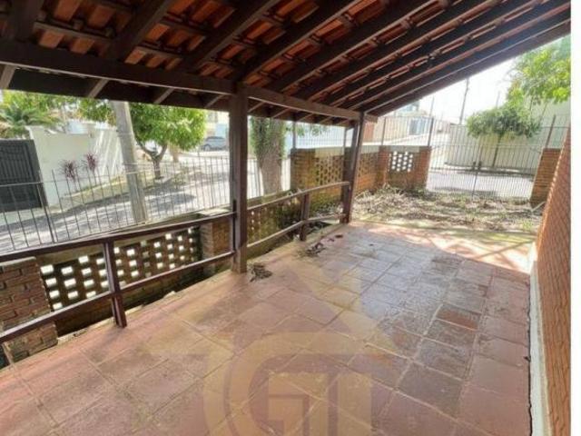 Casa á venda no bairro Vila Santa Therezinha em Botucatu/SP