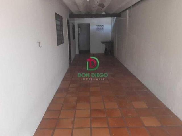 Casa à venda no bairro Vila Portuguesa em Londrina/PR