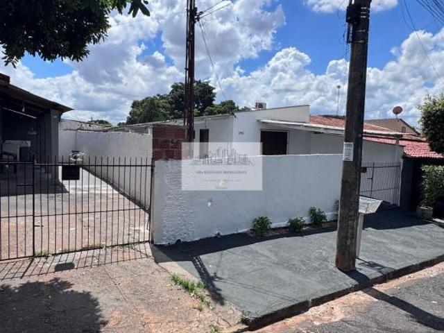 Casa a venda no bairro Vila Toninho