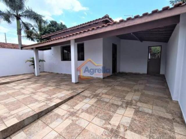 Casa à venda no bairro Vila Universitária Mogi Mirim/SP