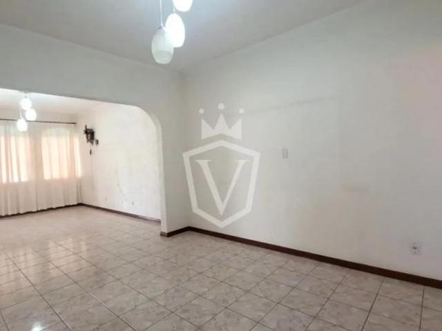 Casa a venda no Bairro Vila Viotto