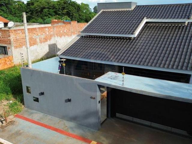 Casa à venda no bairro Vival dos Ipês Dourados/MS