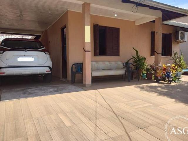 Casa à venda no bairro Zona Norte Capão da Canoa/RS