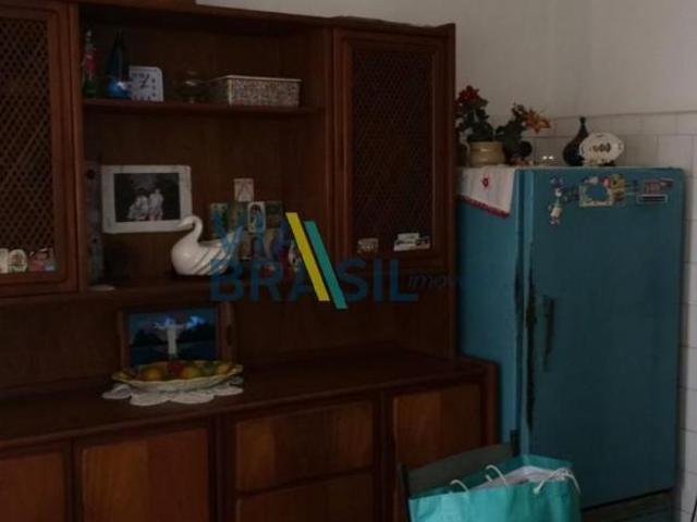 Casa à Venda no Bairro 2 Quartos, 1 Sala, 2 Banheiros, 1 Vaga de Garagem Oportunidade Imperdíve