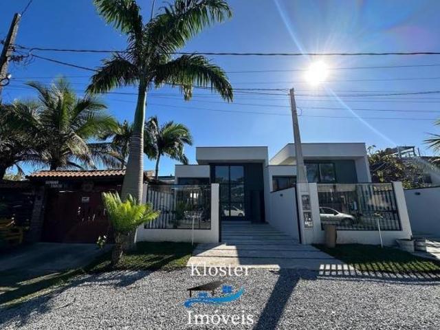 Casa à venda no Balneário Marissol