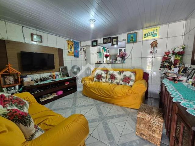 Casa à venda no Balneário Caraguava