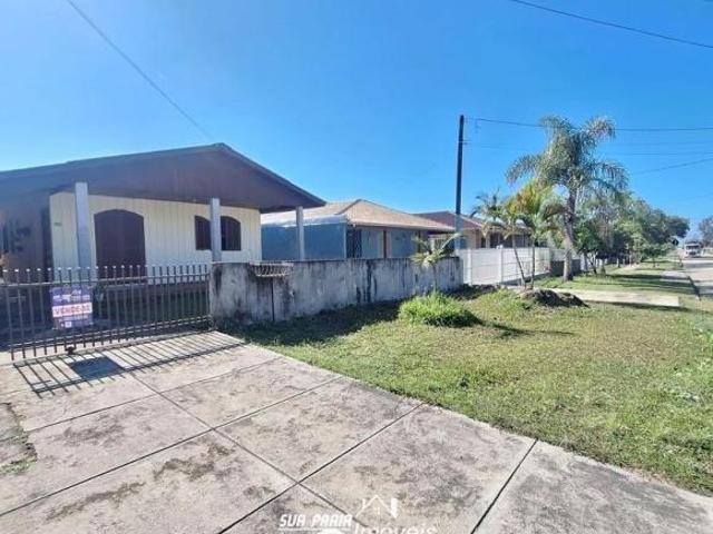 Casa a venda no balneário Coroados