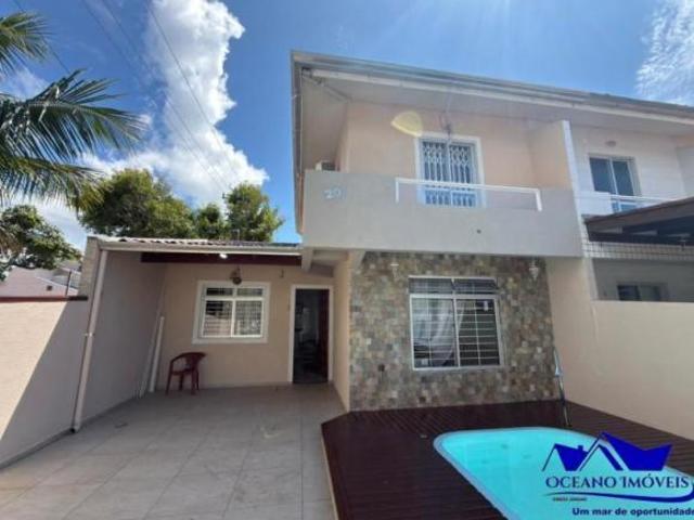 Casa à venda no Balneário Eliane