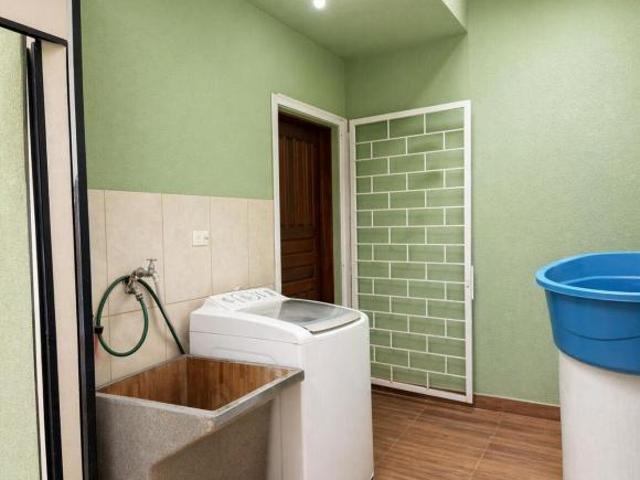 Casa à venda no Bieda em condomínio fechado, 2 quartos, oportunidade, amplo terreno