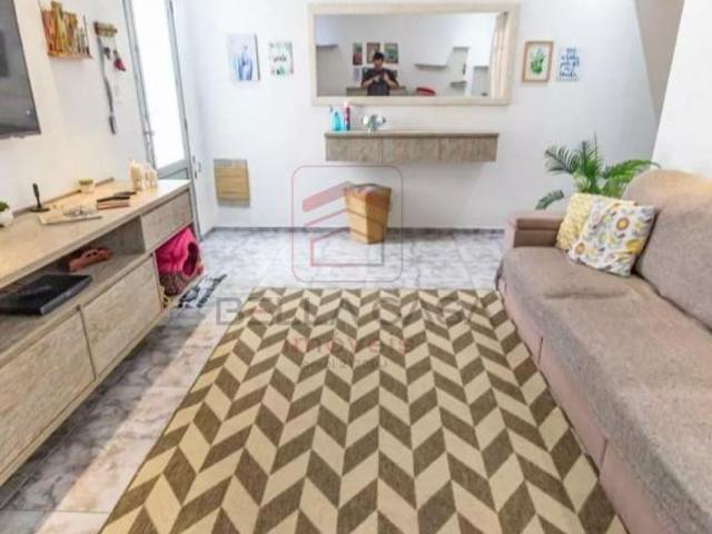 Casa à venda no Brás com 204m, 3 quartos e 1 vaga