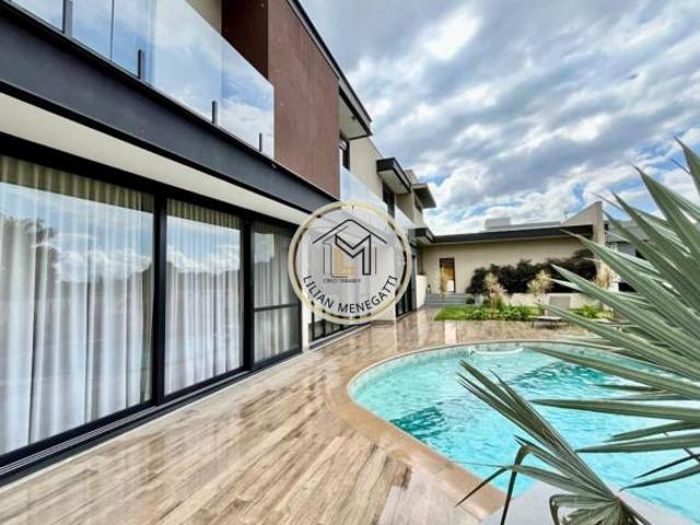 Casa a Venda no Brisas Jundiai, Malota, 290m², 3 Suites, Piscina, Terreno de 700m² e Alto Padrao